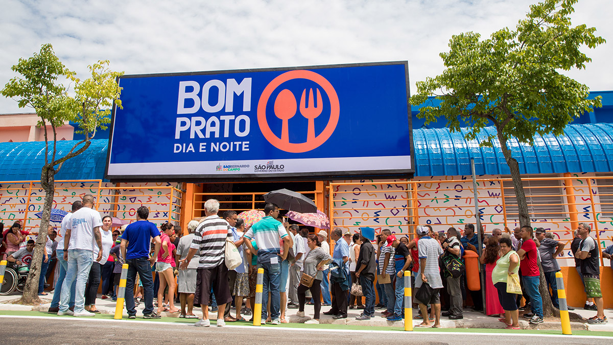 Governo de SP amplia atendimento do Bom Prato para jantar e aos finais ...