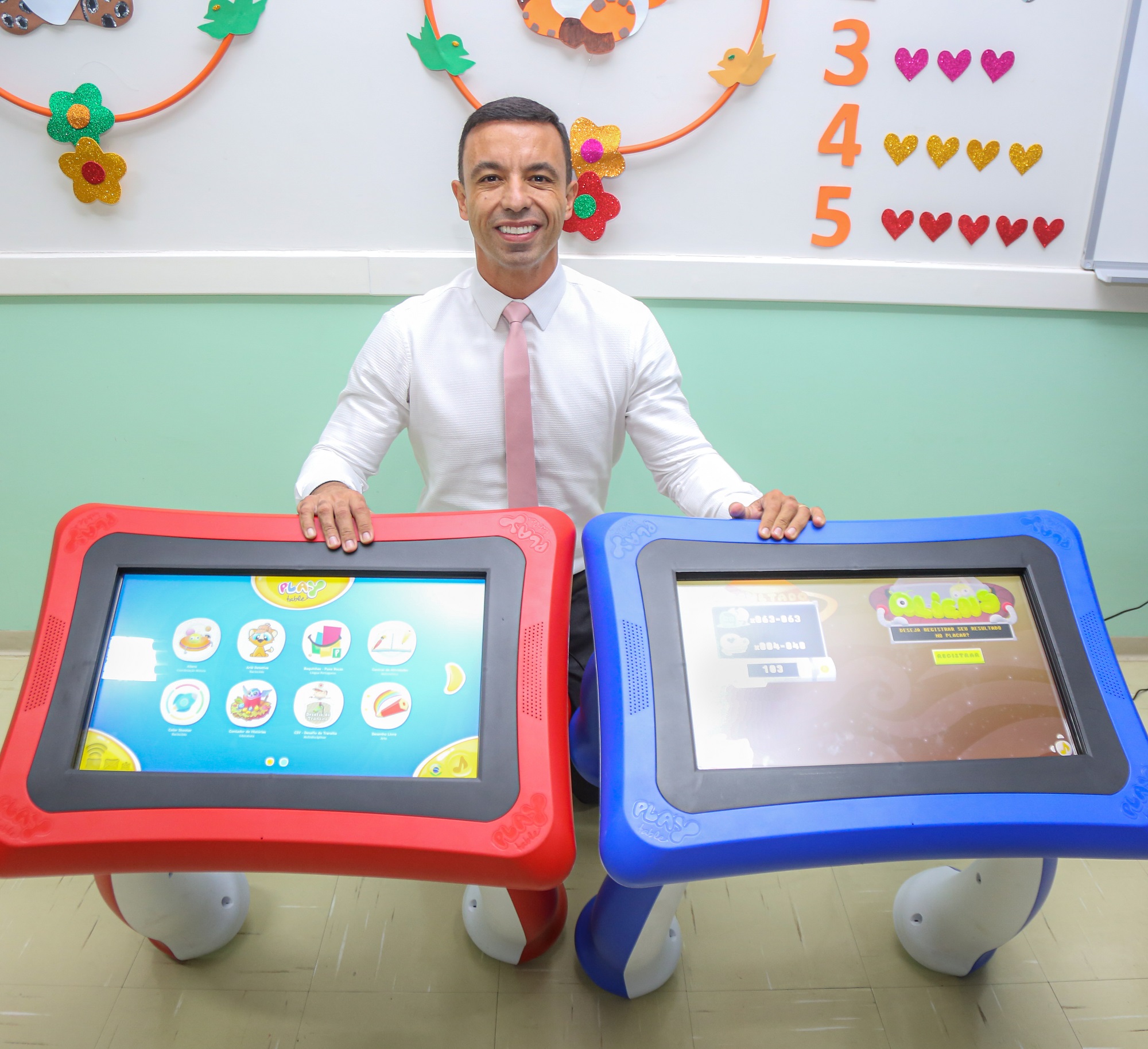 Escolas municipais de Osasco ganham mesas interativas digitais - Jornal ...